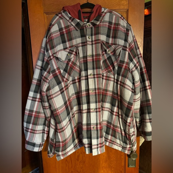 Legendary Whitetails | Jackets & Coats | Legendary Whitetails Mens Size ...